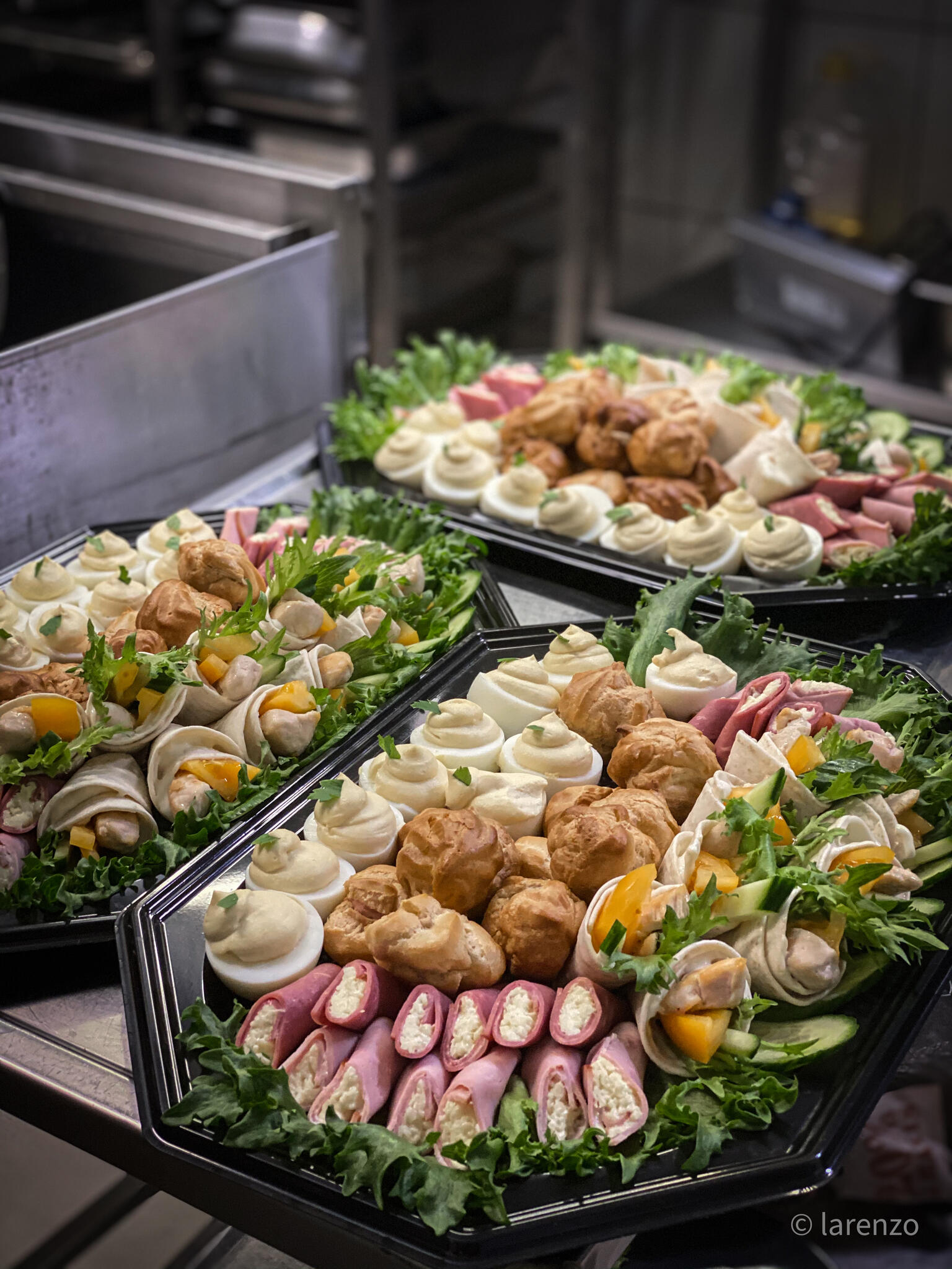 SUUPISTEVAAGEN – Larenzo